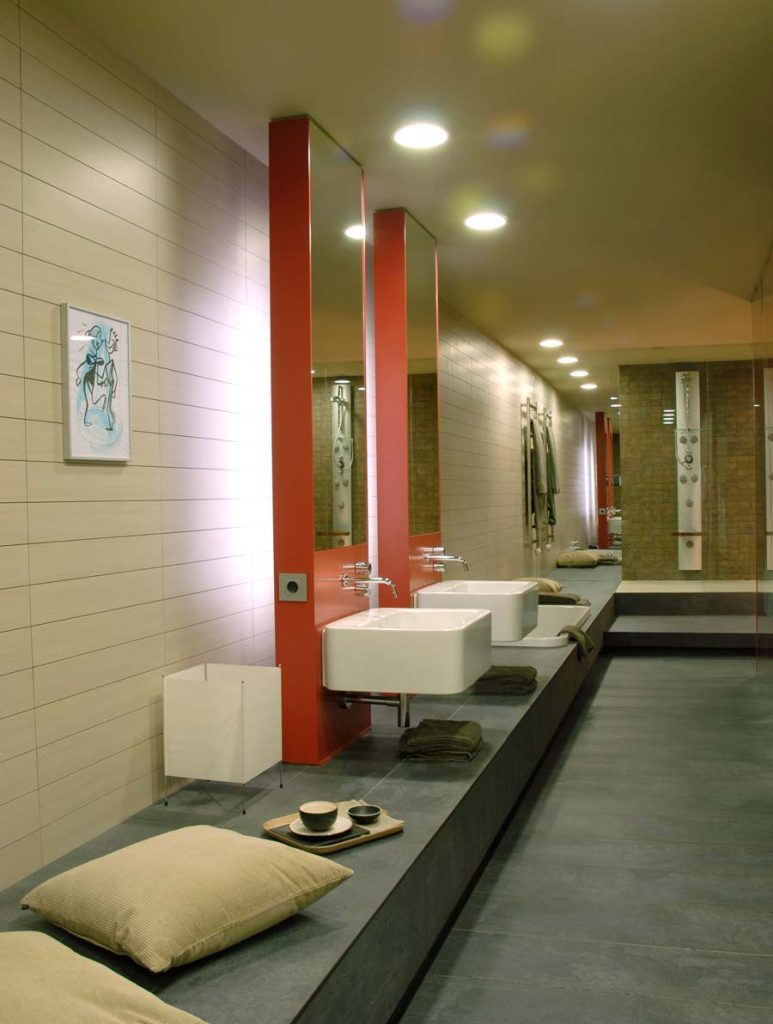 Roca, la firma española líder en el mundo del baño | Casa Decor